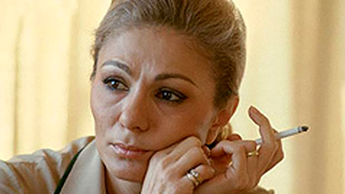 رسوایی دیگر از ملکه پهلوی افشاگری دوست صمیمی ملکه از فساد های او لیلی امیر ارجمند چه کسی است